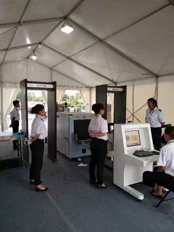 Hotel Security X Ray Scanner , X Ray Baggage Scanning Machine 600*500mm ...